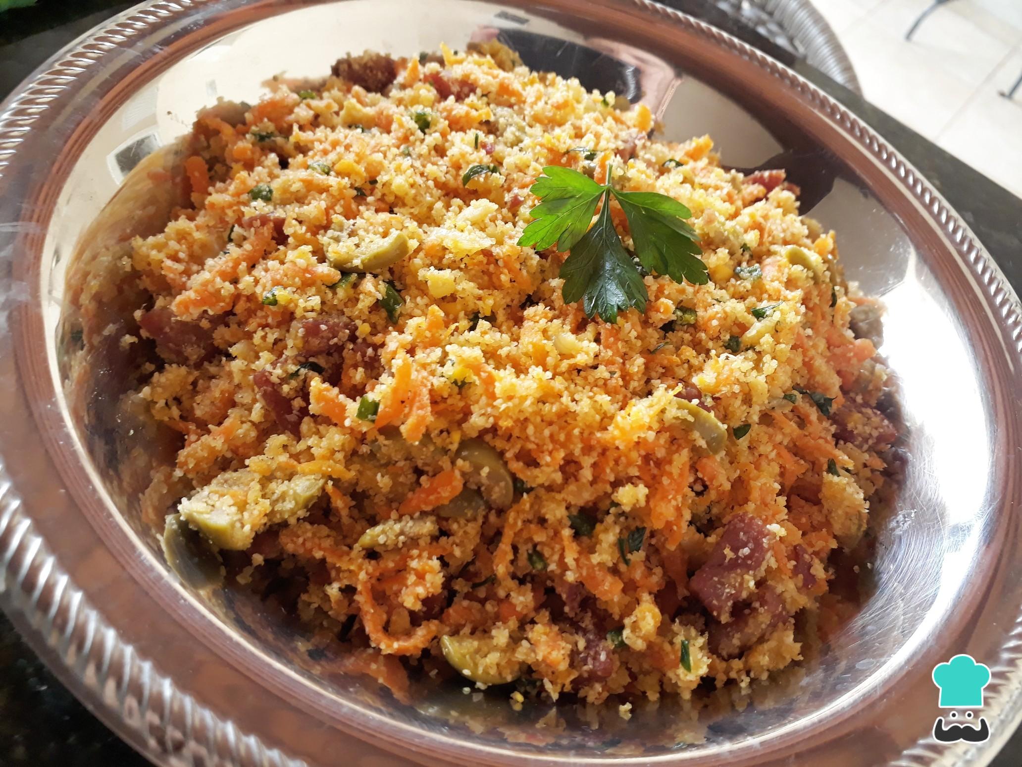 Farofa Recheada Frango Amanteigada: Úmida e Perfeita - Receitas Práticas