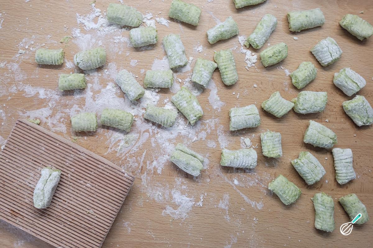 Nhoque de brócolis massa verde saborosa - Receitas Práticas