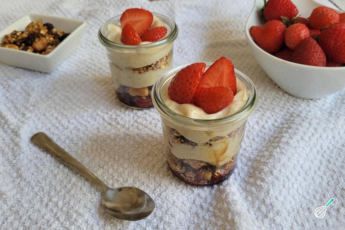 Parfait Morango e Melado - Receitas Práticas
